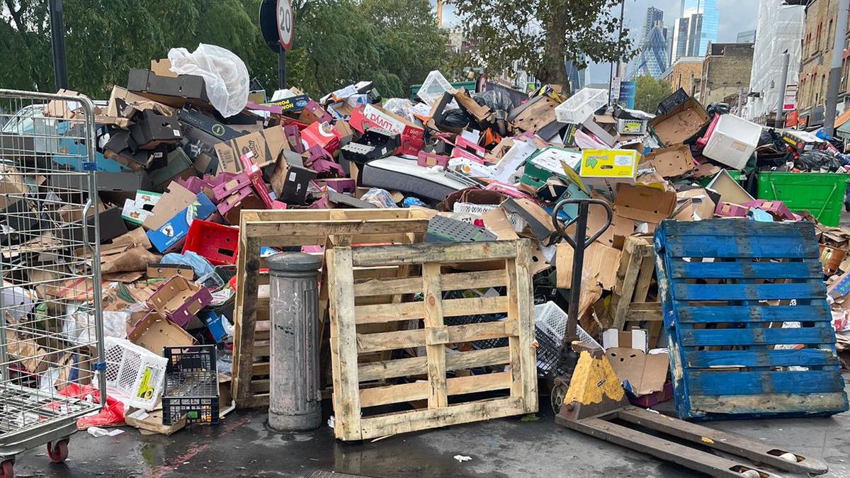 Bin Strike Called Off In Tower Hamlets News Hits Radio London